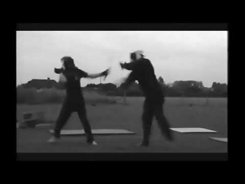 Full Contact Nunchaku fights 2002 - Er Jie Gun Tabak Toyok Rice Flail ...