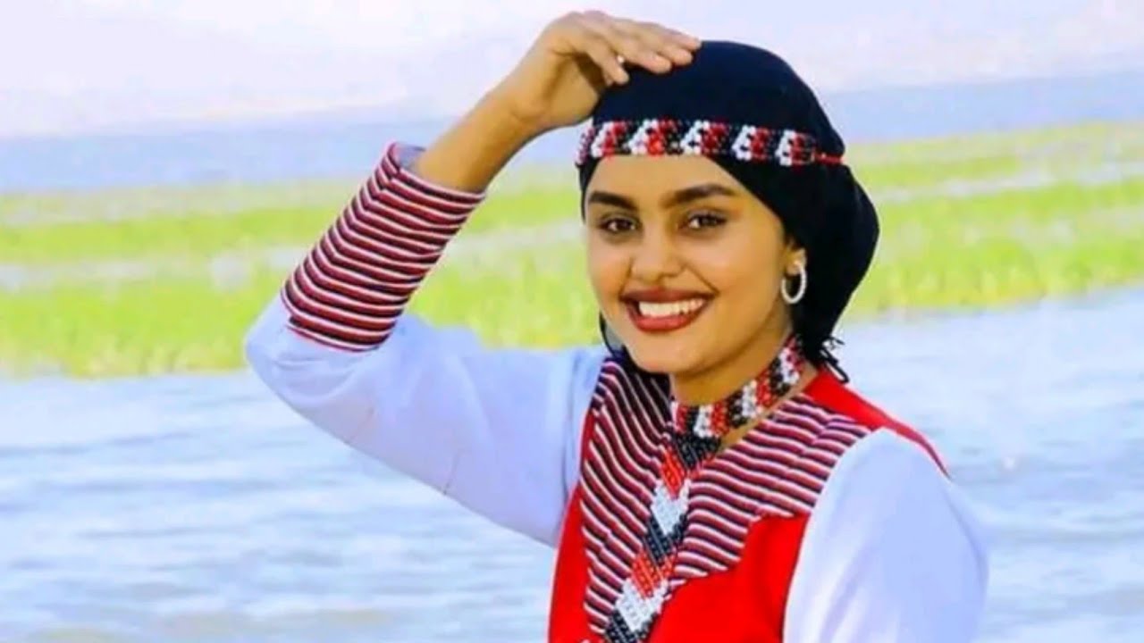 Falmataa Roorroo - Hillima Na Nayxee (New Oromo Music) - YouTube