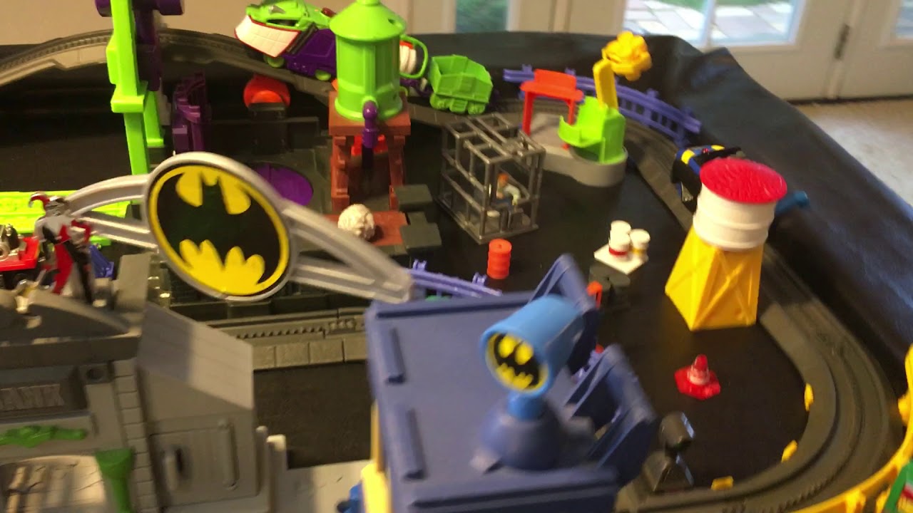Geotrax Batman Cave , Joker Lair ,Penguin Lair ,Riddler House , Gotham ...