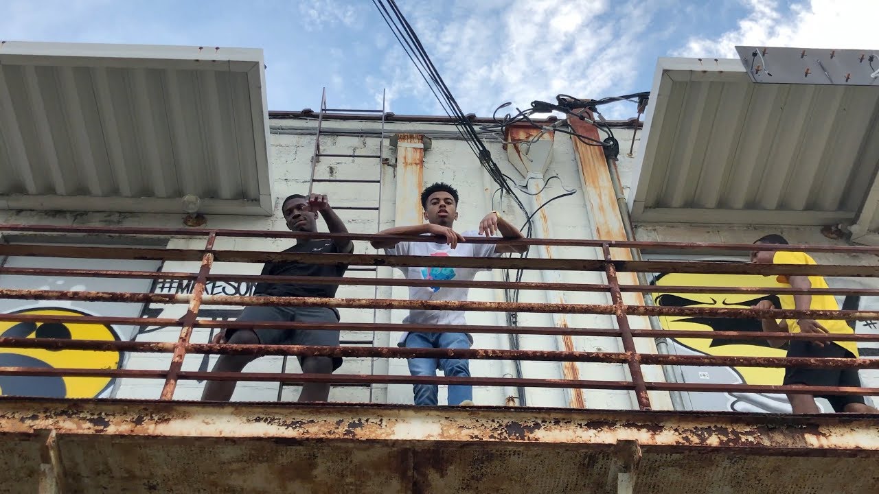 Jay Willz - Throwaways (Music Video) - YouTube