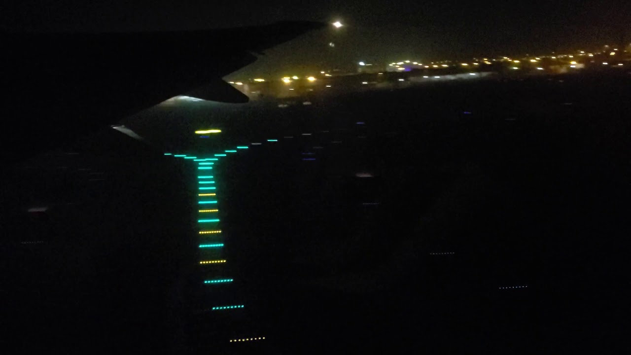 Flight EK 623 Emirates Airline take off from LHE Airport -Lahore night ...
