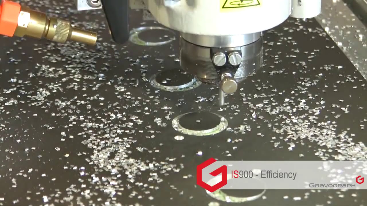 IS900：彫刻機で銘板やコントロールパネルなど作成 - YouTube
