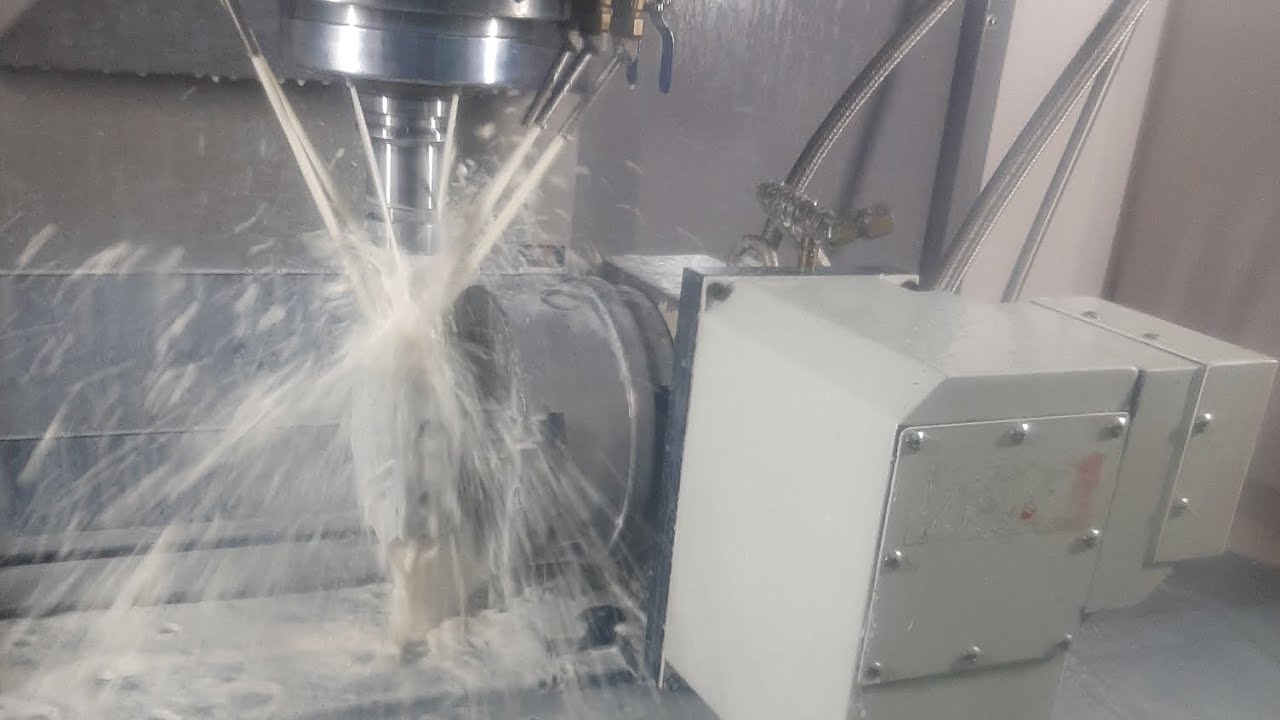 Como Trabajar en cuarto eje en centro mecanizado y programación de subprograma - YouTube