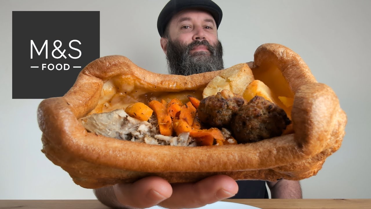 British Hog Roast Yorkshire Pudding. Food that makes you smile.👌 - YouTube
