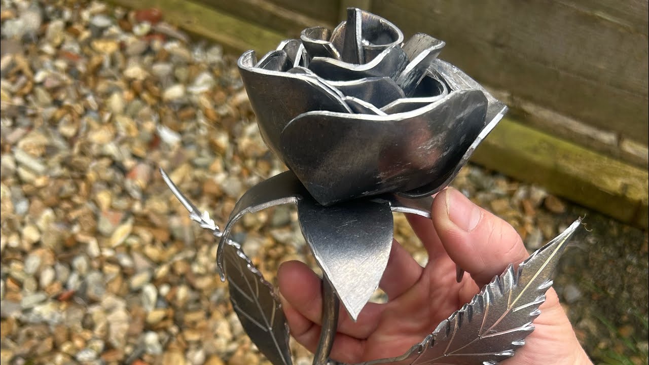 My first attempt at making a Lead Rose - YouTube