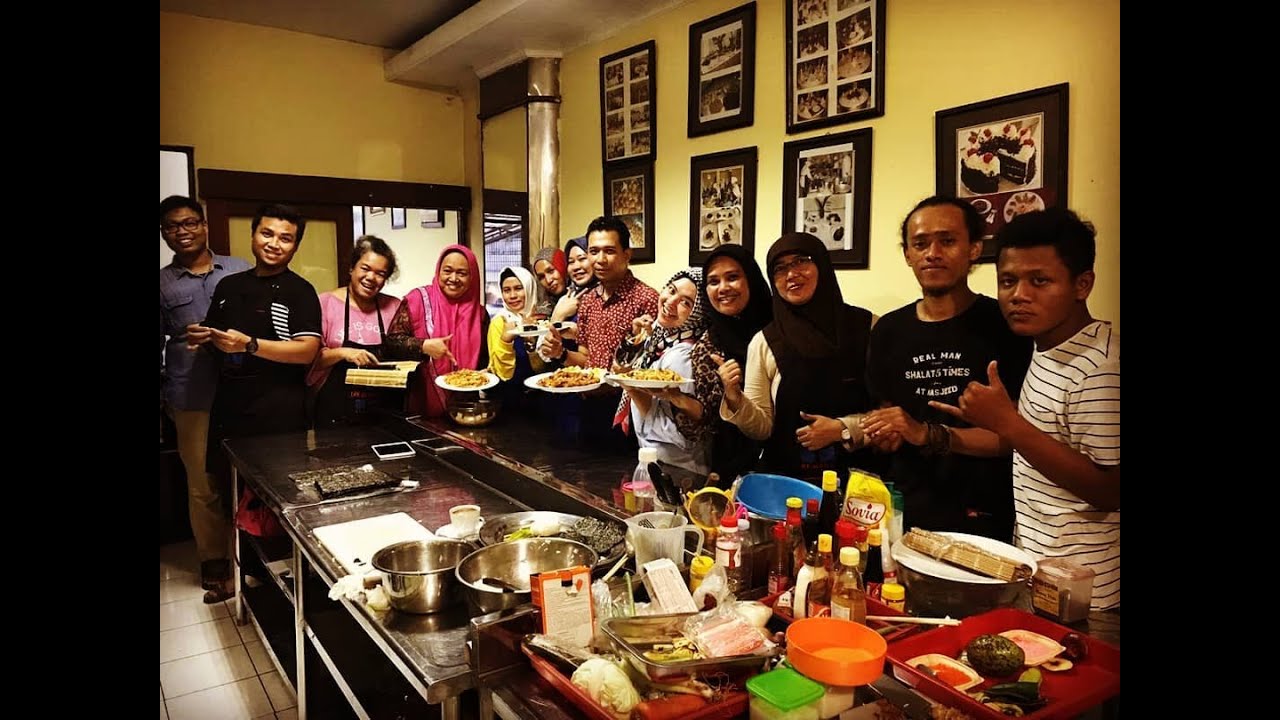 Profile Program LPKK De Mono - YouTube