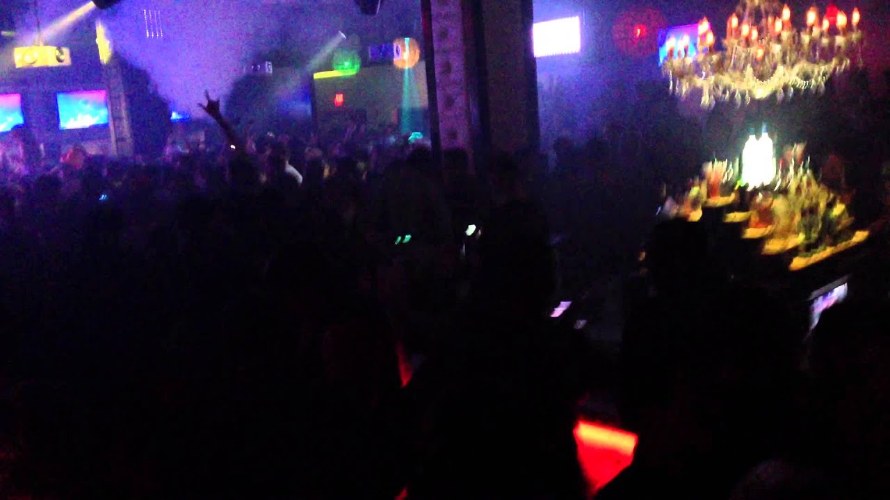 dBerrie and Fedde Le Grand at LIT UltraBar Philly - YouTube