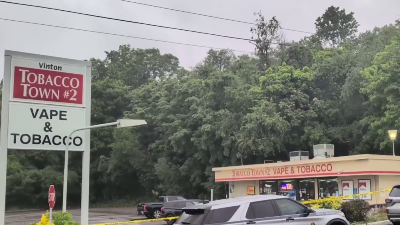 Shots fired during vape store robbery - YouTube