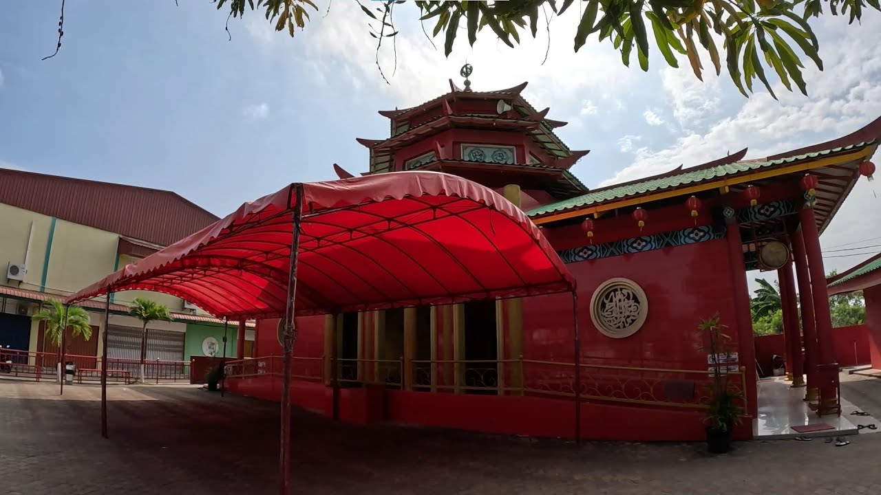 Chinese Indonesian Masjid: Muhammad Cheng Hoo Mosque In Batam ...