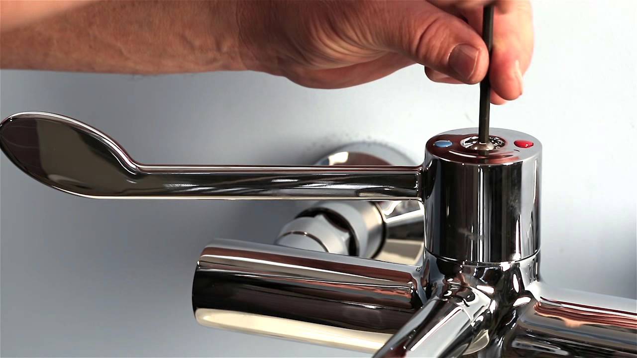 Armitage Shanks Markwik 21 Fitting The Lever - YouTube