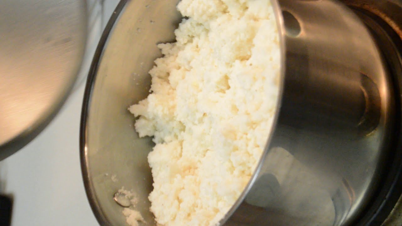 How to make uphuthu - YouTube