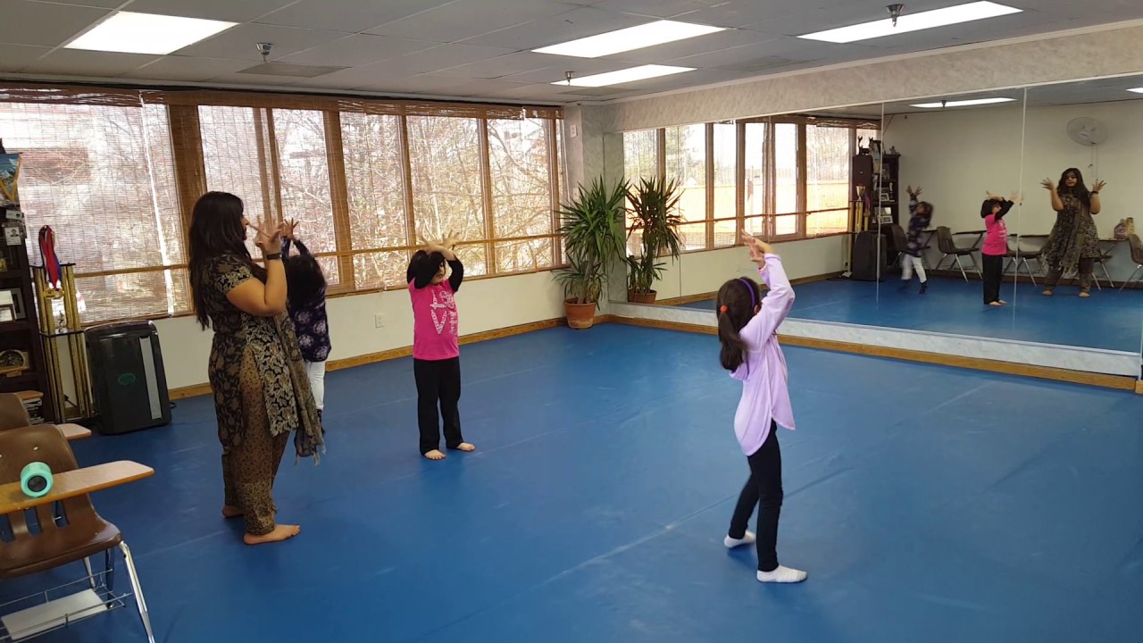 Tara Dance Practice - YouTube