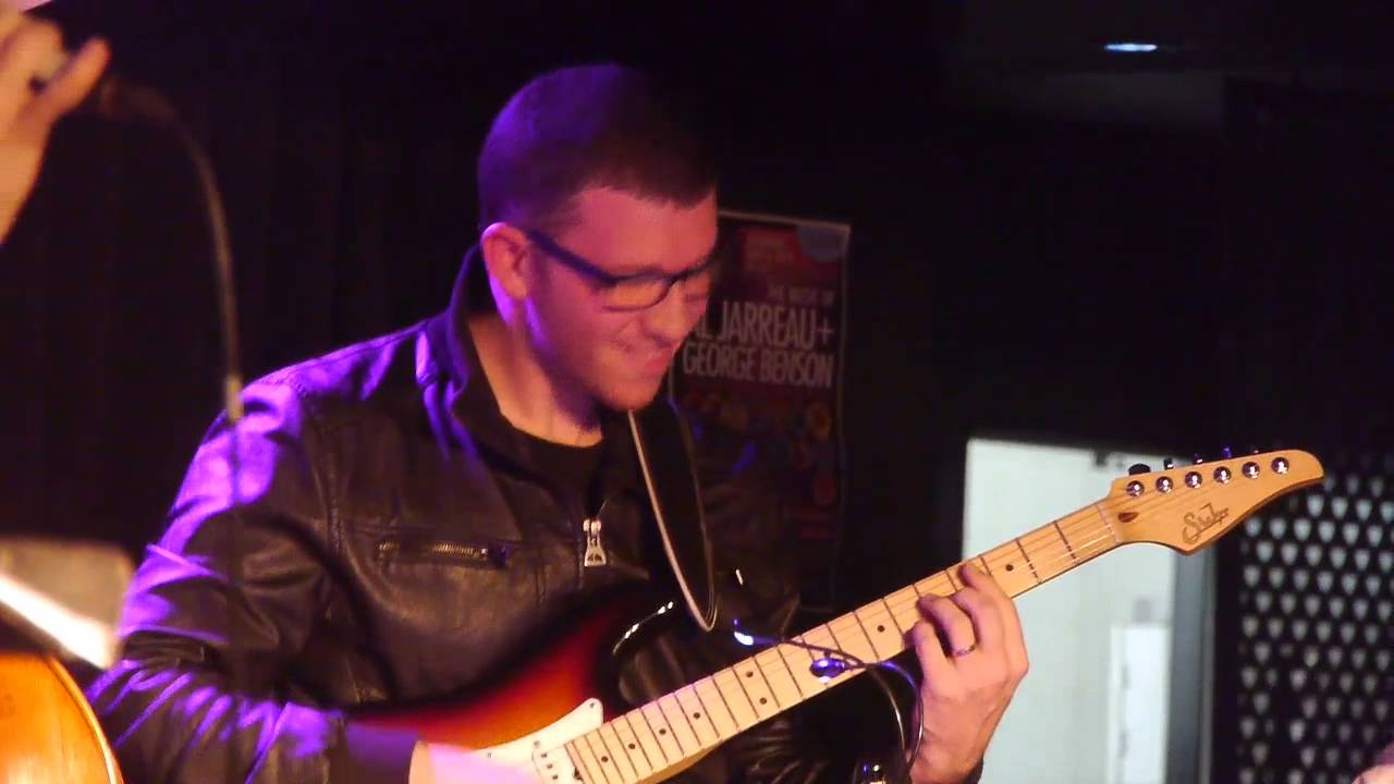 Ashley Macedo - Wade In The Water (Live at Blue Beat) - YouTube
