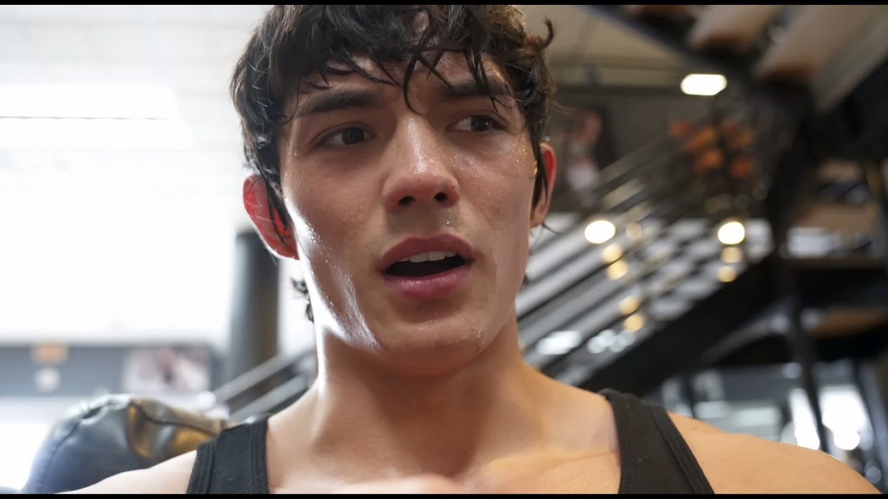 WHEN TO USE UR ANGER IN GYM - YouTube