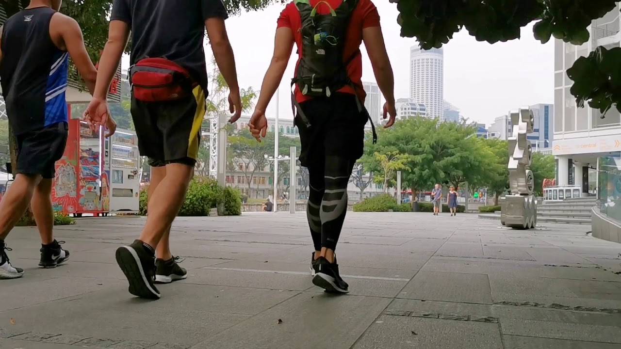Clarke Quay - Marina Bay Run - YouTube