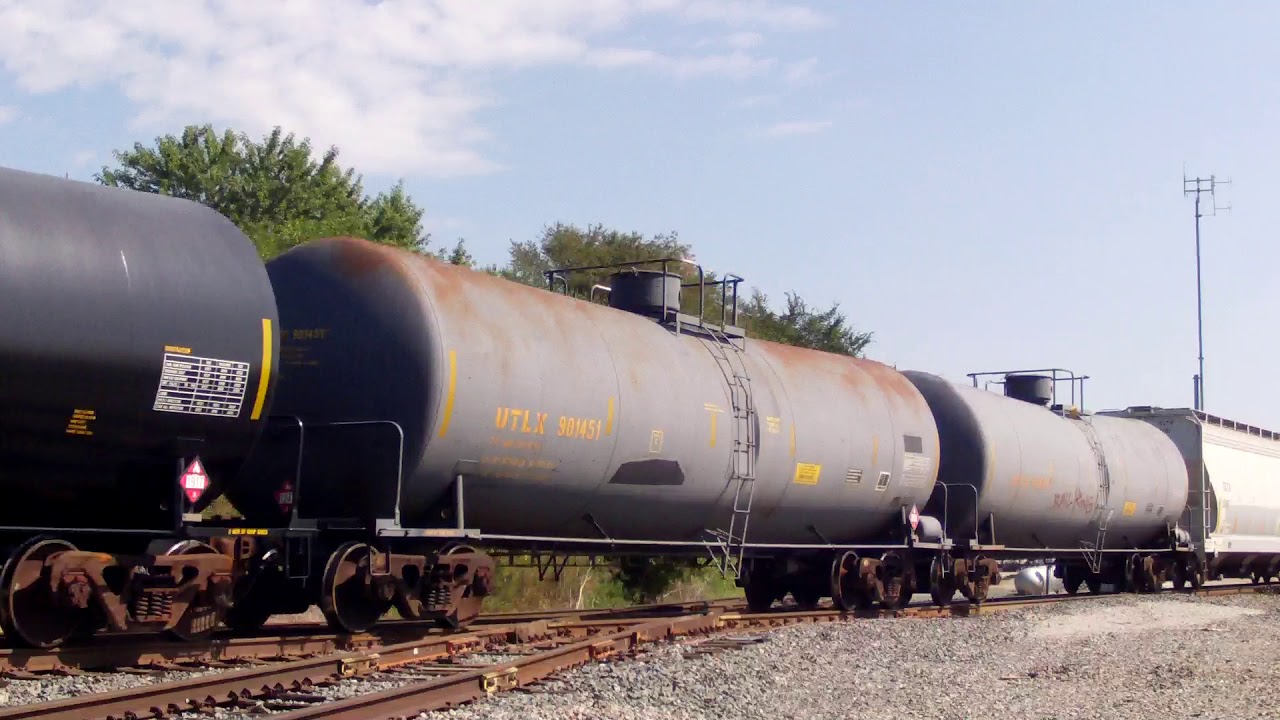 15E @ CLYMERS, IN 8 7 19 NS 7622 NS 2597 - YouTube