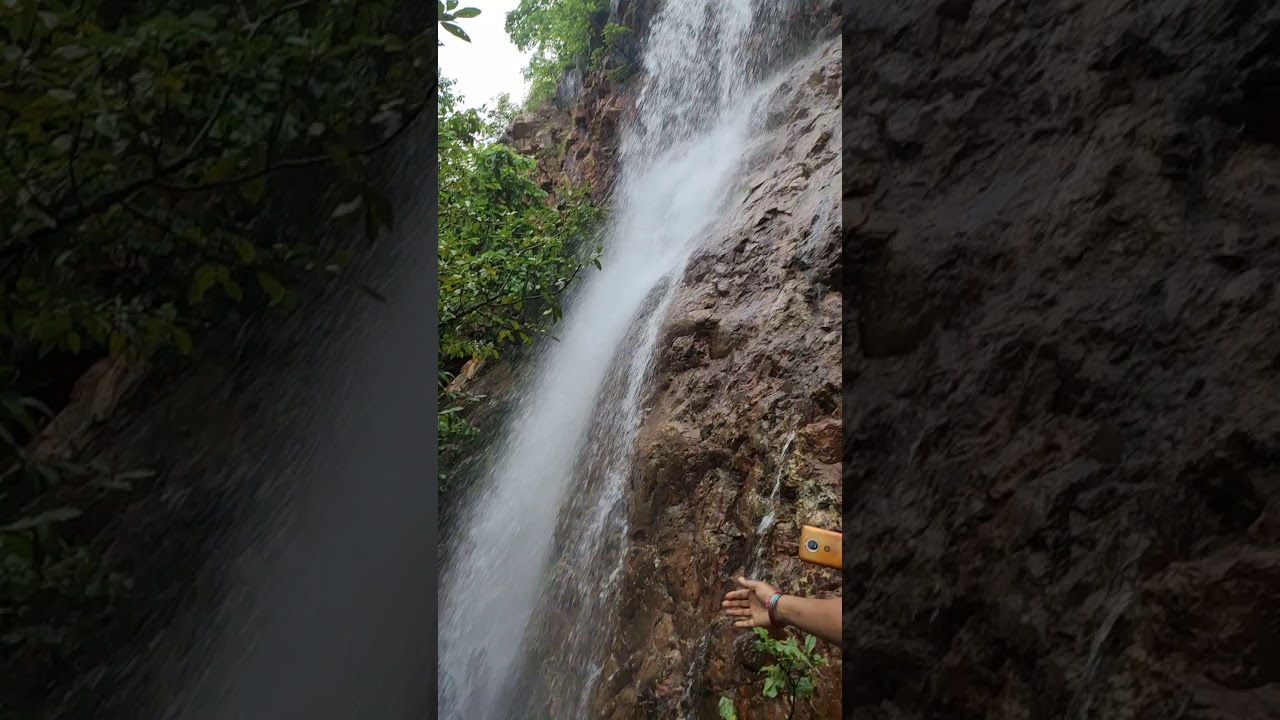 Manuguru waterfalls - YouTube