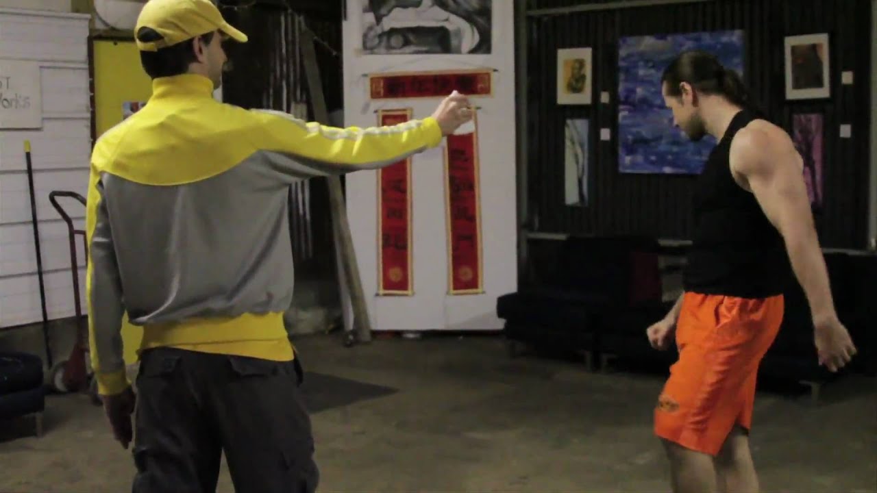 How to Make Breakaway Plates for Fight Scenes - YouTube