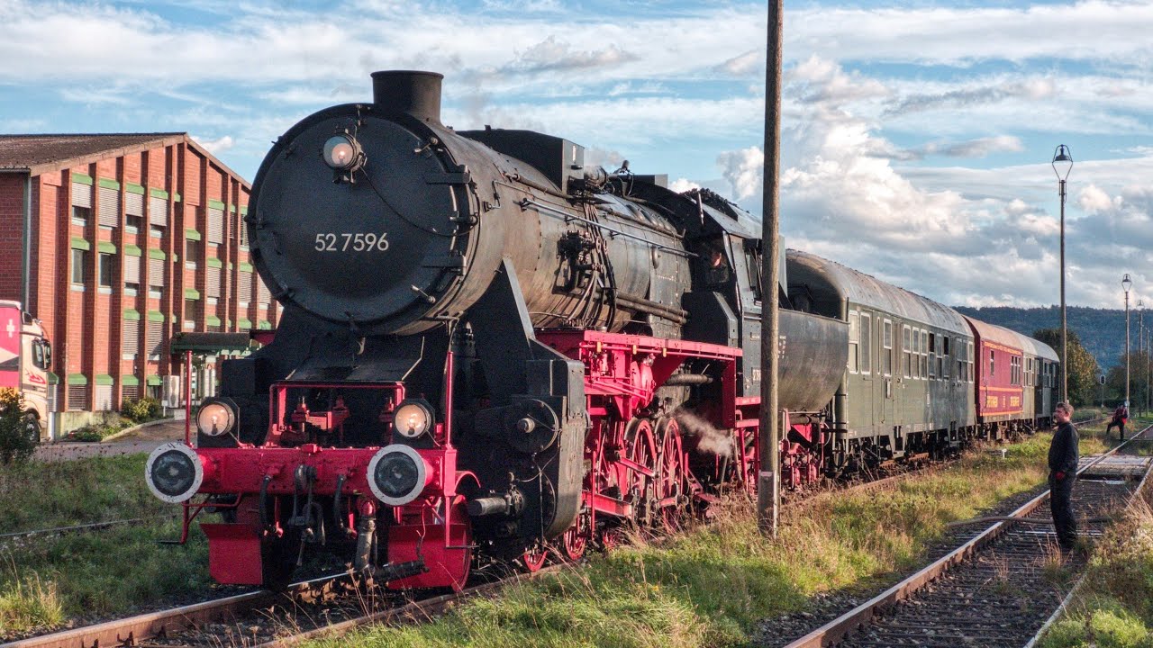 Dampflok 52 7596 🚂 mit Sonderzug+Pfiff auf der idyllischen Museumsbahn ...