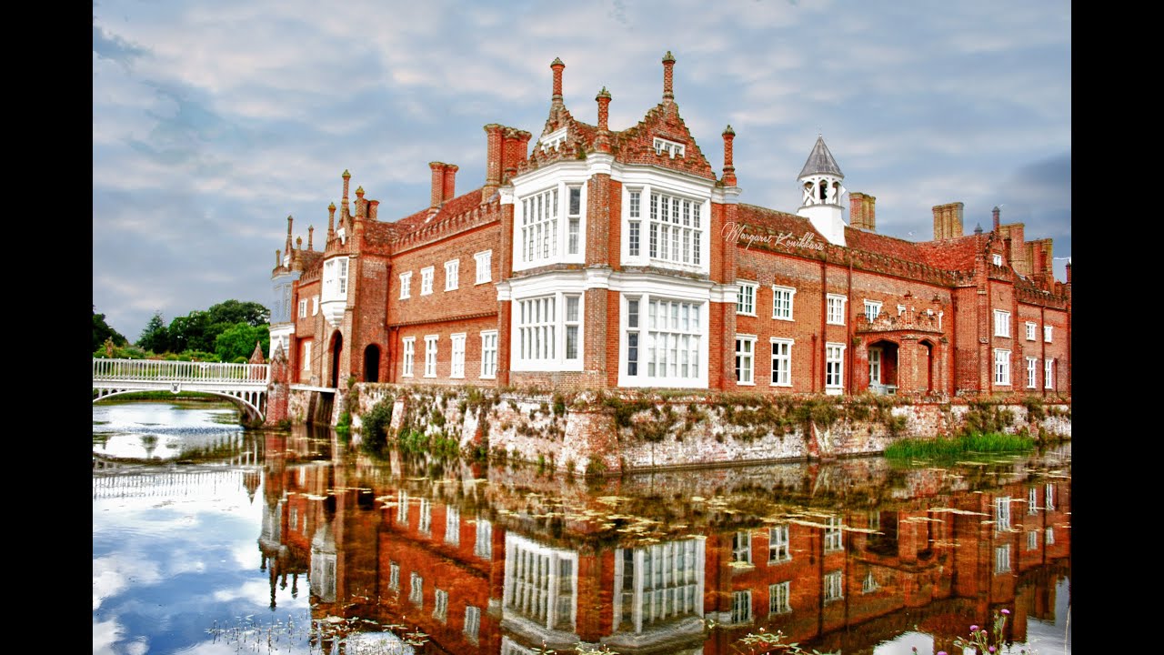 Tillbros gaming central visits Helmingham hall light trail 2022 - YouTube