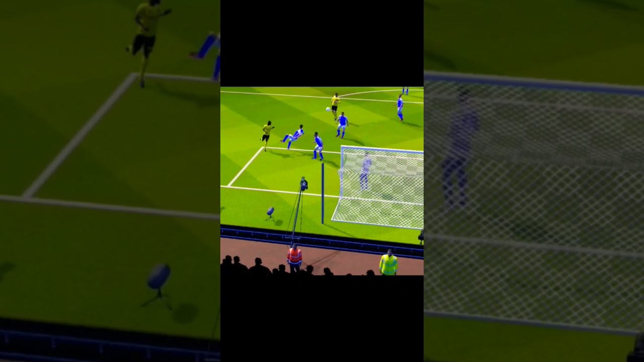 cartoon football game mobile phone match win dsl2022 - YouTube