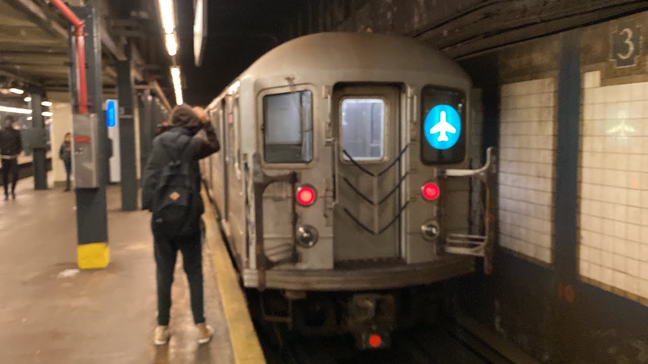 MTA NYCT: Pelham Bay Park bound R62A (6) Train with a JFK Express ...