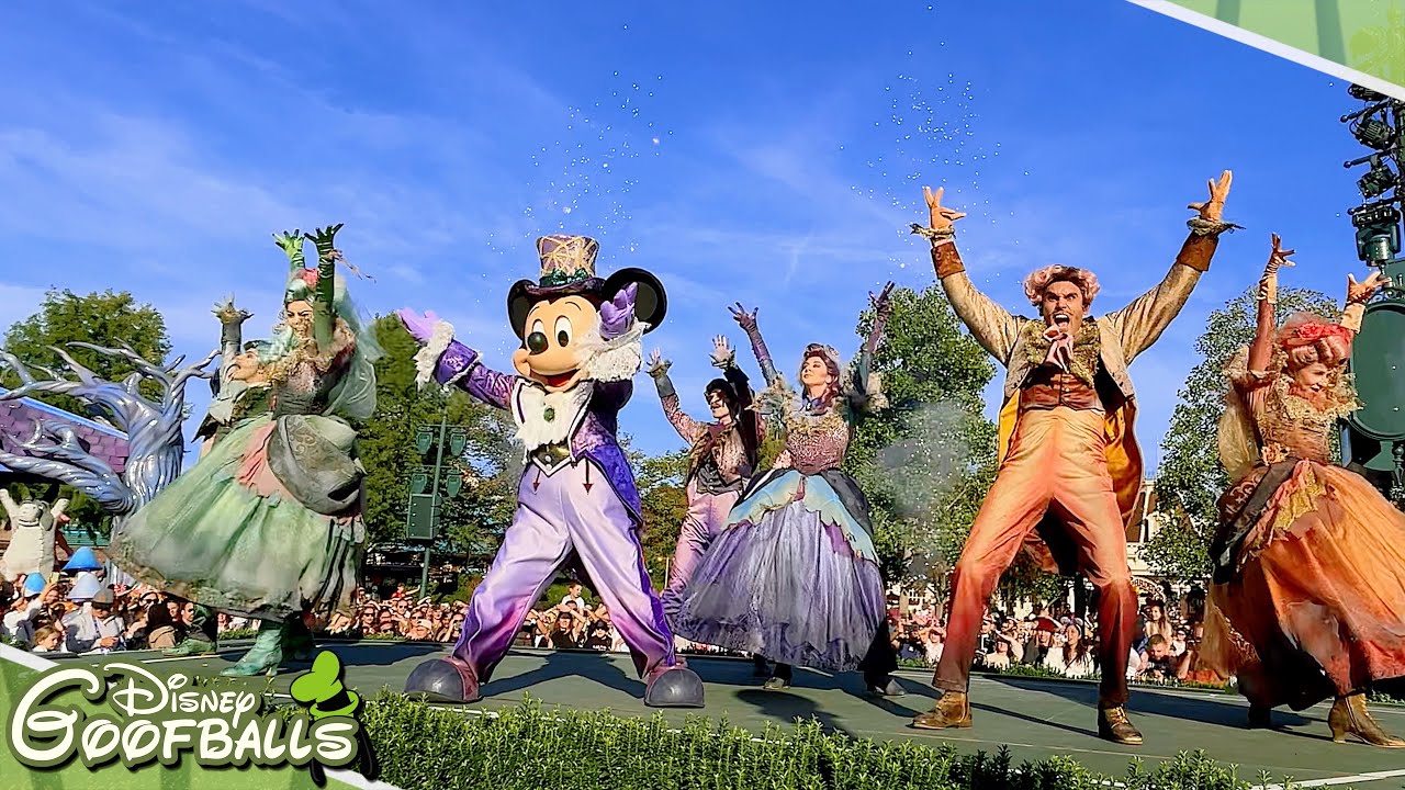 Mickey & Phantom Manor Ghosts During 'Mickey's Halloween Celebration ...