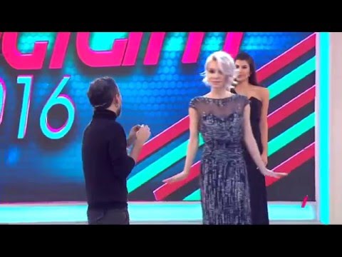 Hatice ve Hakan Akkaya Stüdyoda Nasıl Köşe Kapmaca Oynadı? - YouTube
