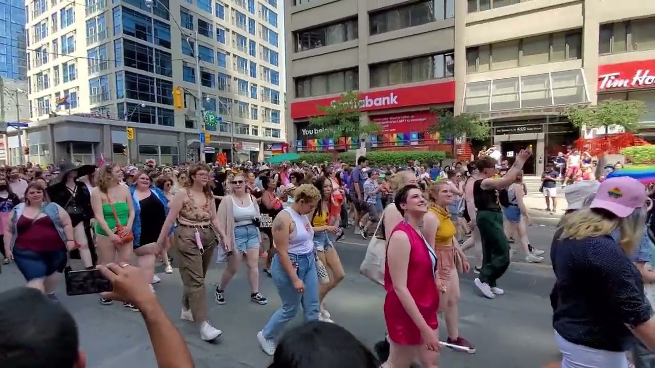 2022 Toronto Dike March Parade - YouTube