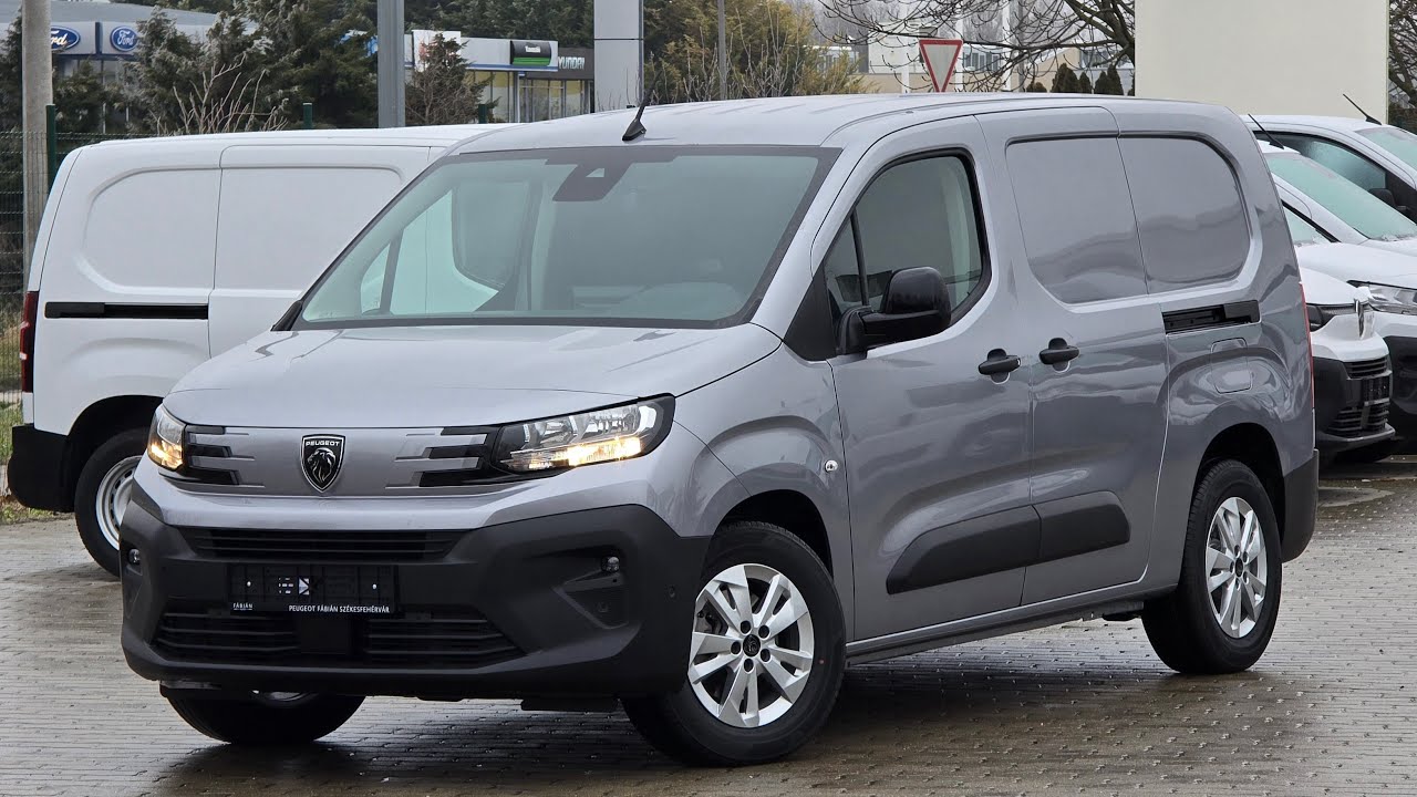 Peugeot E-Partner L2 50kWh 100kW 136HP Cumulus Grey - YouTube