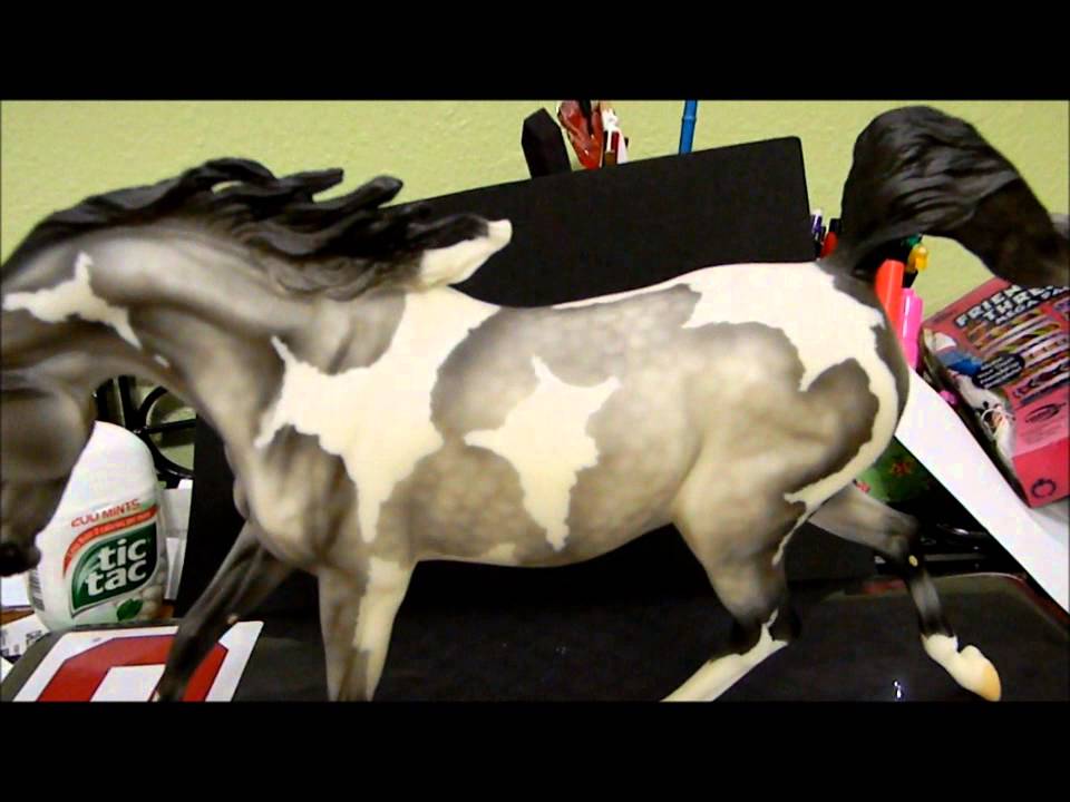 Model Horse Showing Tips--Breed Assignment - YouTube