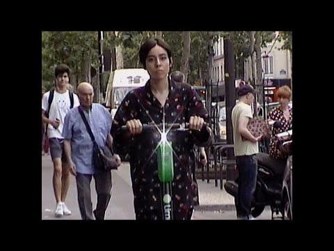 Maika Loubté - Snappp feat. New Optimism (Official Video)