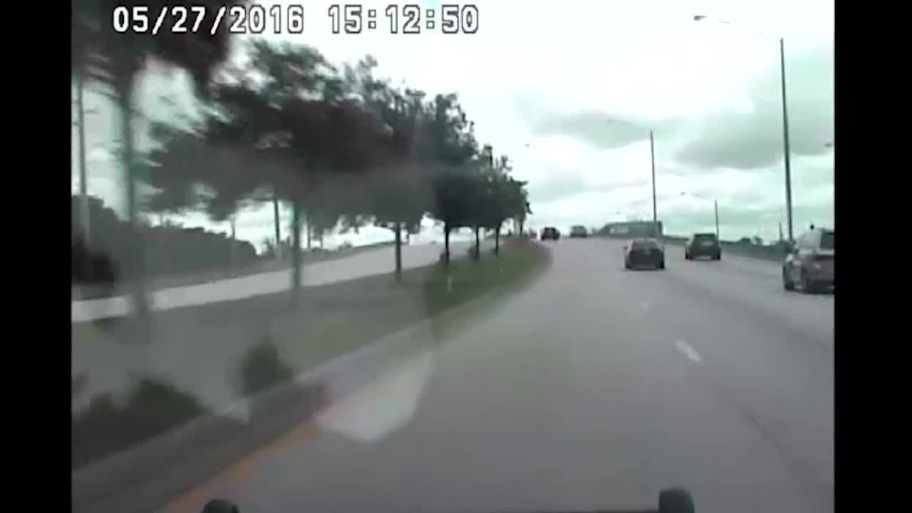 Video: PBSO deputy, while speeding, crashes cruiser into car - YouTube