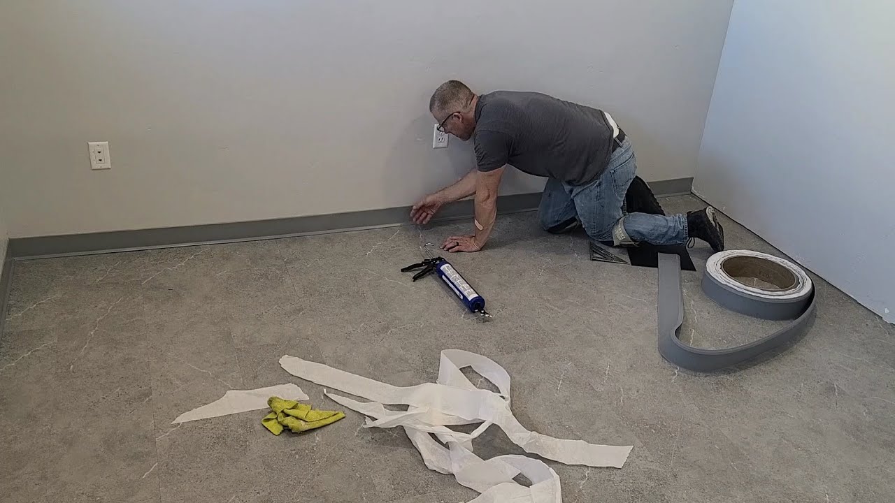 HOW TO - DYI RUBBER COVE BASE - YouTube