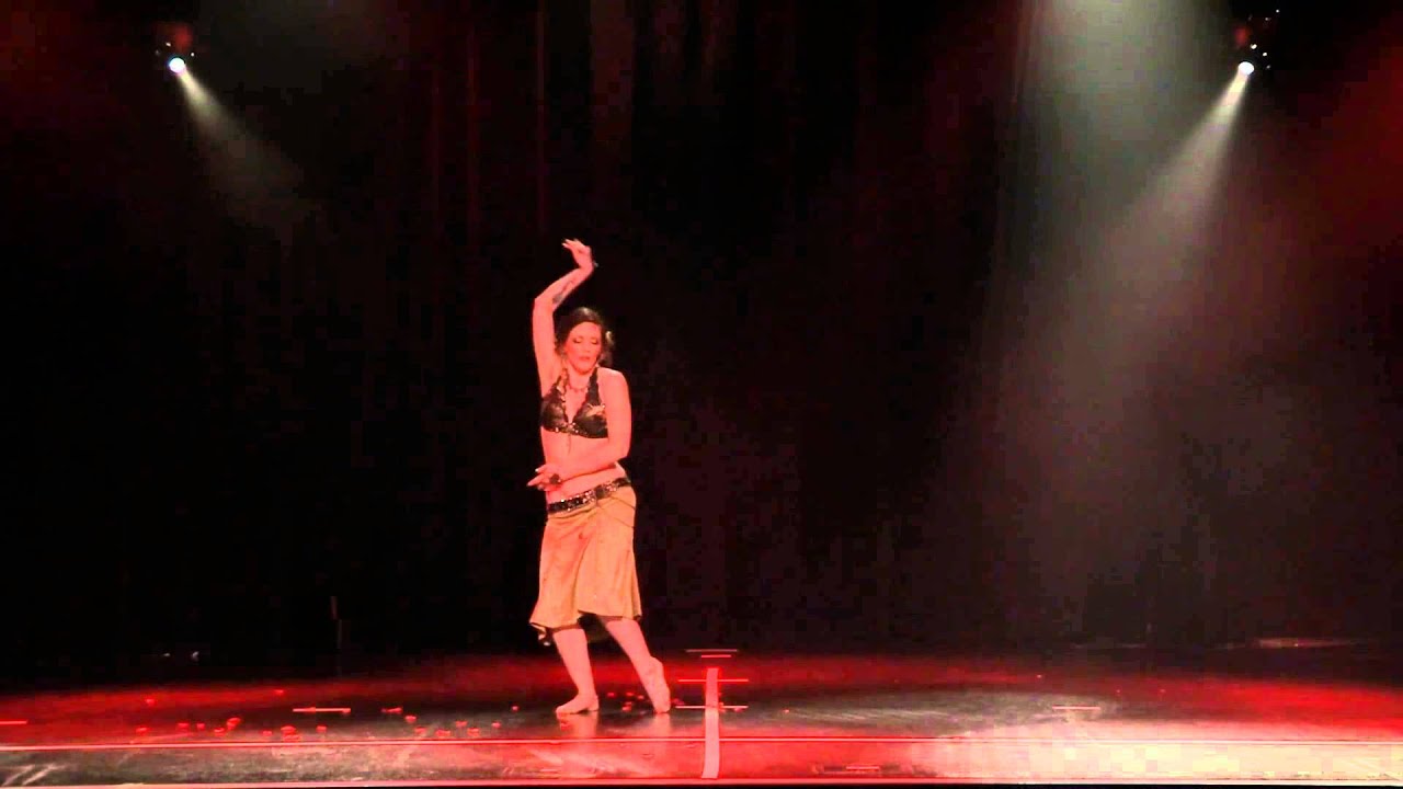 Heather Labonte performs modern belly dance fusion at The Massive ...