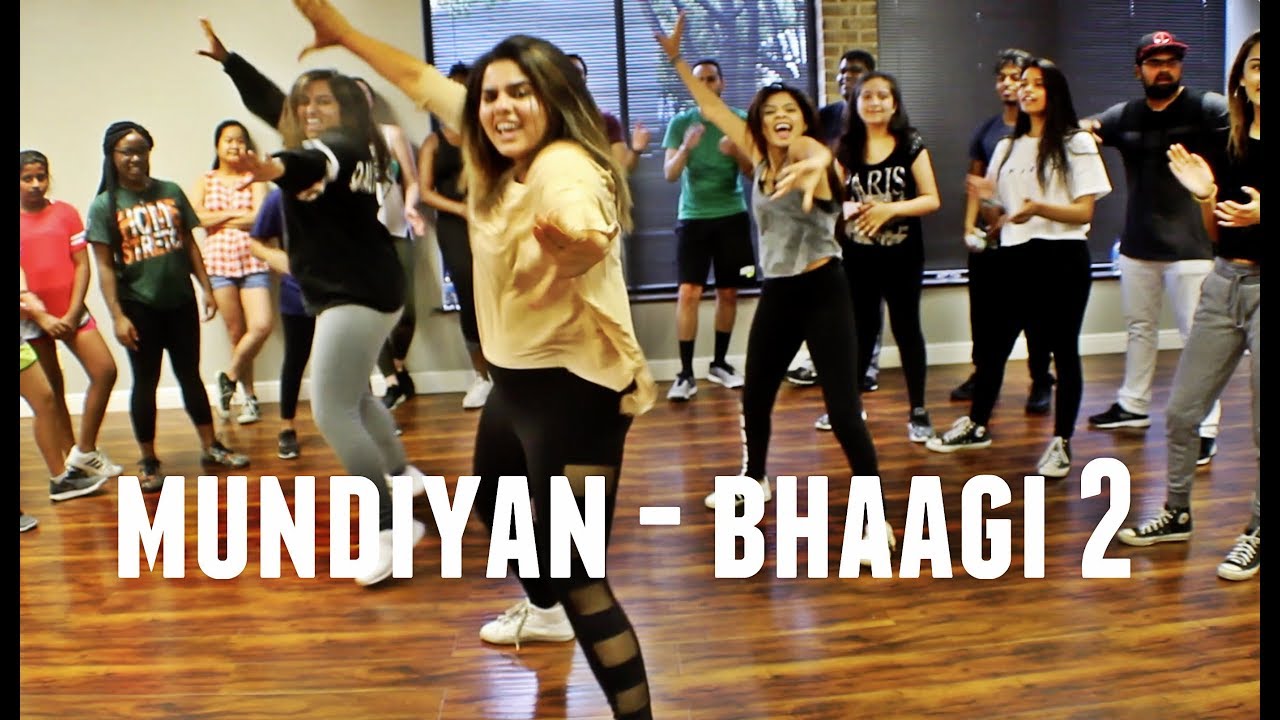 BOLLYWOOD X HIPHOP | DANCE | Mundiyan | Baaghi 2 - YouTube