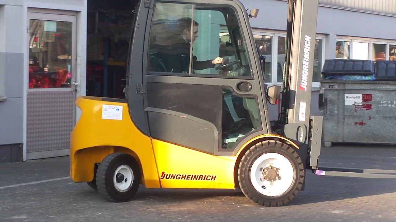 Jungheinrich Diesel Stapler 3to - YouTube