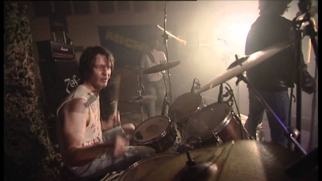 THE MONES - Chinese Rock (live) - YouTube