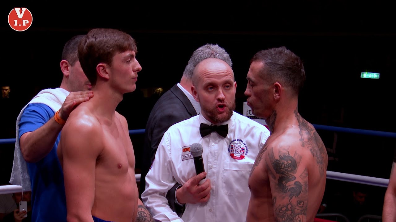 Sean Arkwright v Kevin MaCauley at Liverpool's Olympia on Nov 5th 2021 ...