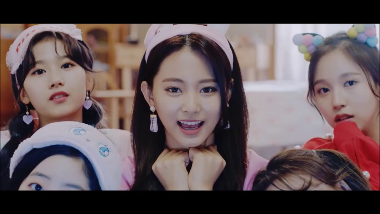 TWICE - What Is Love ? Ft NONONO Cat - YouTube