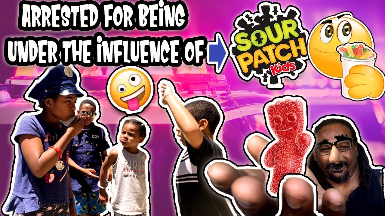 POLICE GIRL CATCHES BAD KIDS!! | KIDS PLAY PRETEND - YouTube