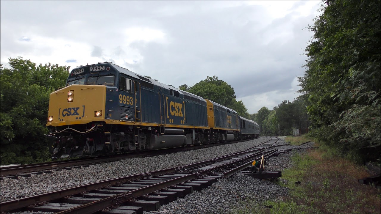 CSX P918 by Senoia in the rain - YouTube