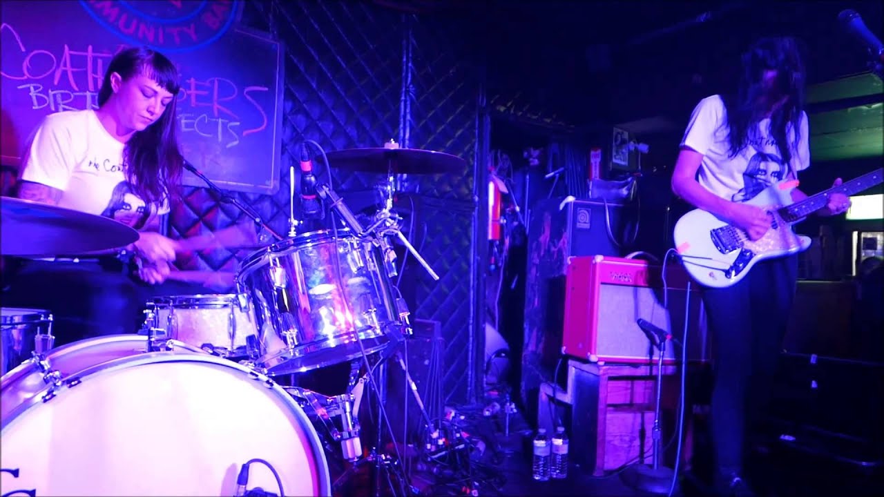 Coathangers - live @ Star Bar, Atlanta - Tue Nov/3/2015 - YouTube