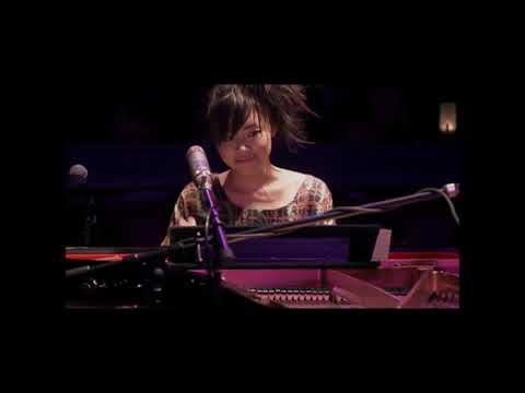 "Jazz Pinnacle: Chick Corea and Hiromi Uehara's Dynamic Duet on 'Fool on the Hill' - YouTube
