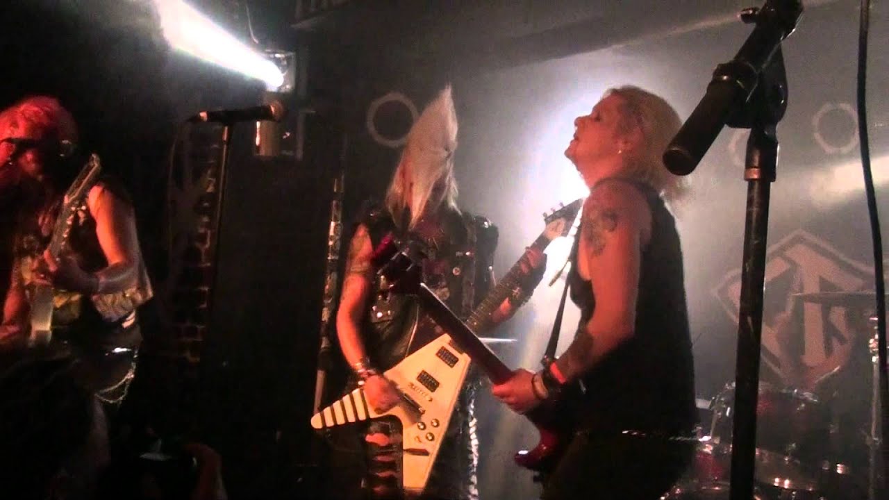 CrashDiet "So Alive" live in NYC! - YouTube