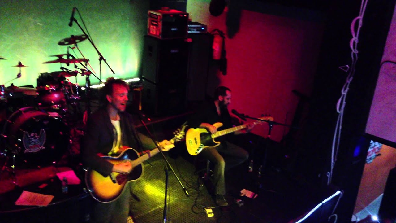 Magenta extraído del disco Bushido - Shuarma en Rock and Road (México D ...