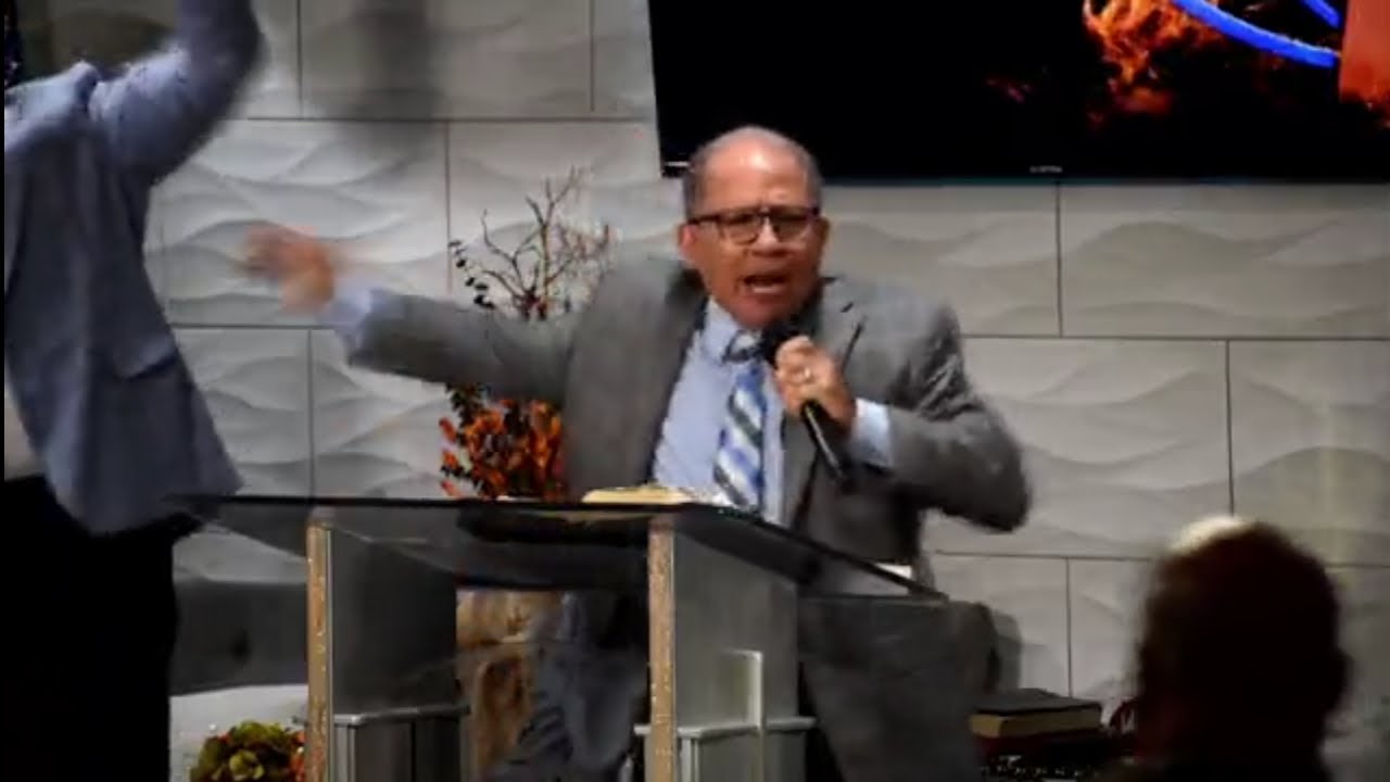 Samuel Rolón "Las Vestiduras del cuerpo de Cristo"(NUEVO) - YouTube