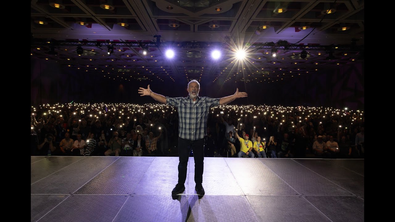 Meeting Mel Gibson and more at Fan X Salt Lake city 2024 - YouTube