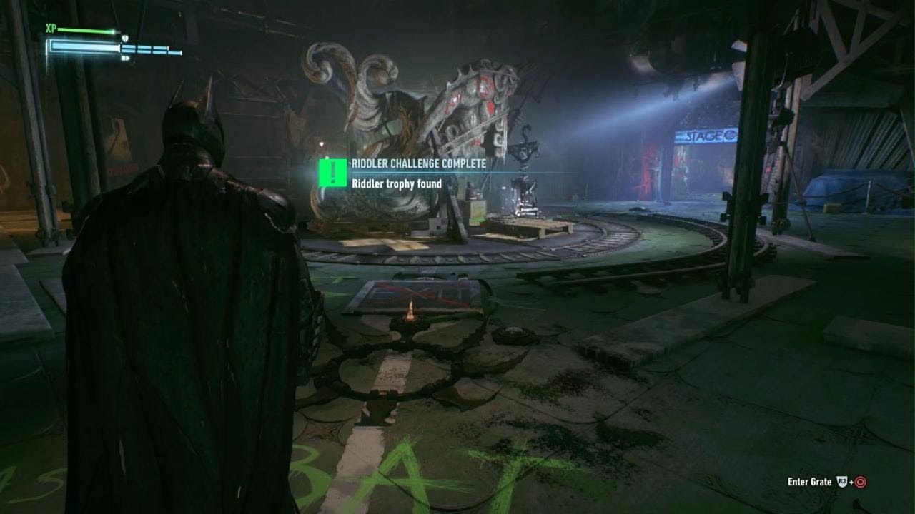 Batman Arkham knight - Riddler Trophy Dumb as a BAT - rotating statue ...