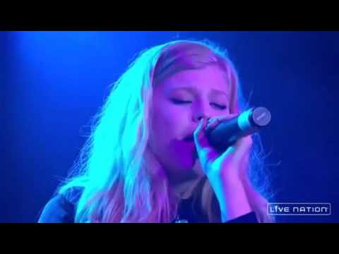Loren Beech Singing Riptide Live - YouTube